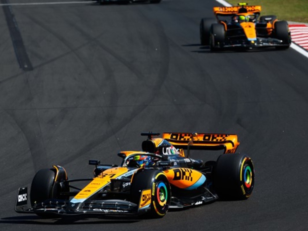 McLaren F1 Team VIP Experience in Las Vegas: Saturday Race | Hilton ...