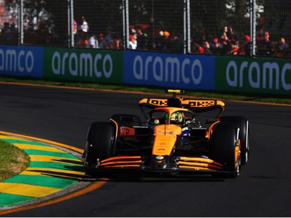 McLaren F1 Team VIP Experience in Silverstone: Saturday Qualifying ...