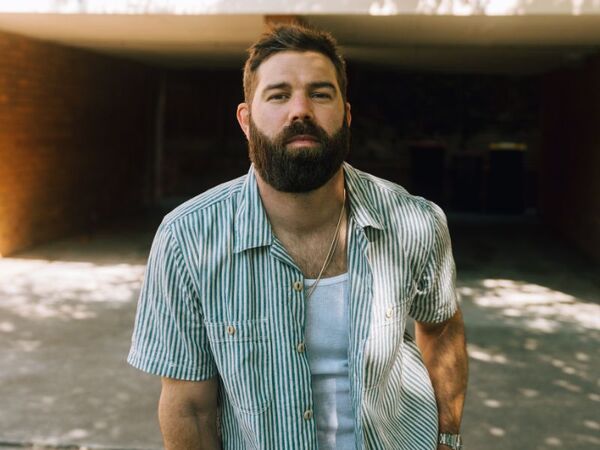 Jordan Davis Concert + Meet & Greet Experience in Phoenix | Hilton ...