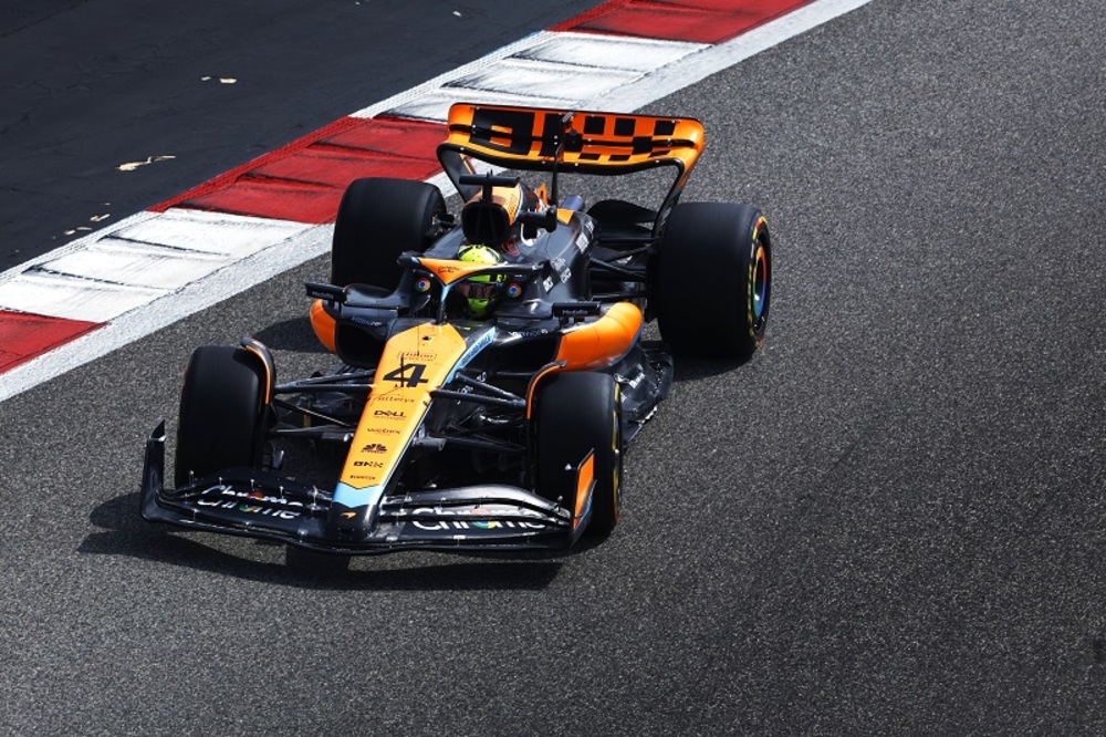 McLaren VIP Experience in Silverstone: Saturday Qualifying | 希尔顿荣誉客会积分竞拍