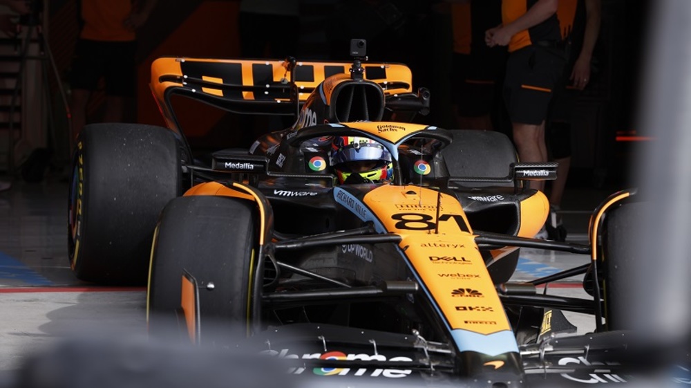 McLaren VIP Experience in Silverstone: Saturday Qualifying | 希尔顿荣誉客会积分竞拍