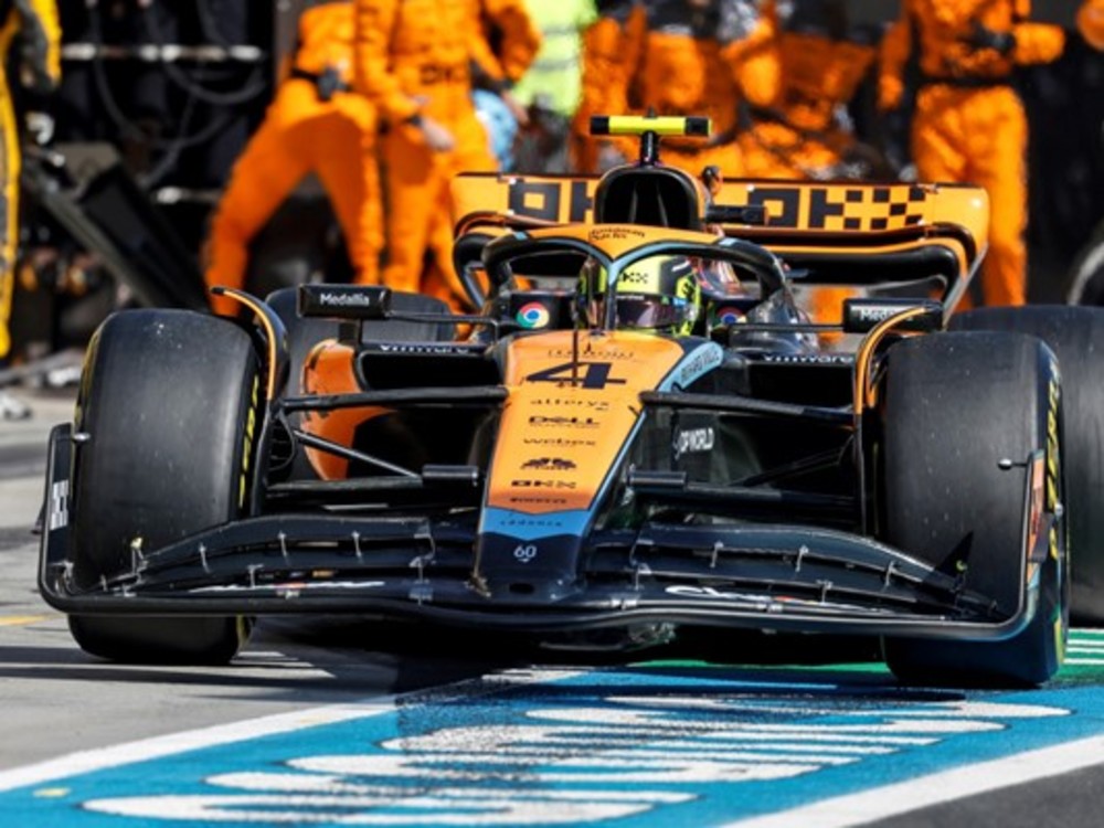 McLaren F1 Team VIP Experience in Abu Dhabi: Friday Practice | Hilton ...